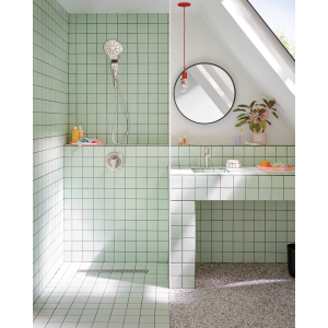 Moen® Magnetix™ Verso 8-Spray Setting Brushed Nickel Rain Showerhead ...